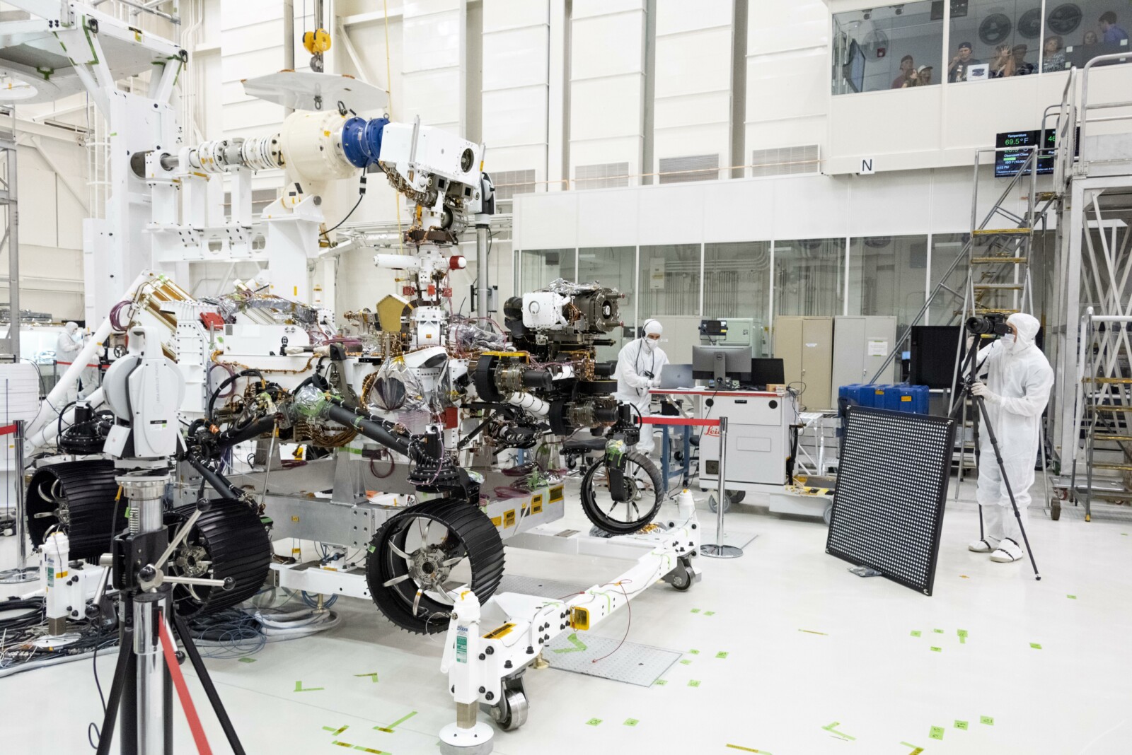 Raytheon Inks $150M Deal to Support NASA's Jet Propulsion Laboratory ...