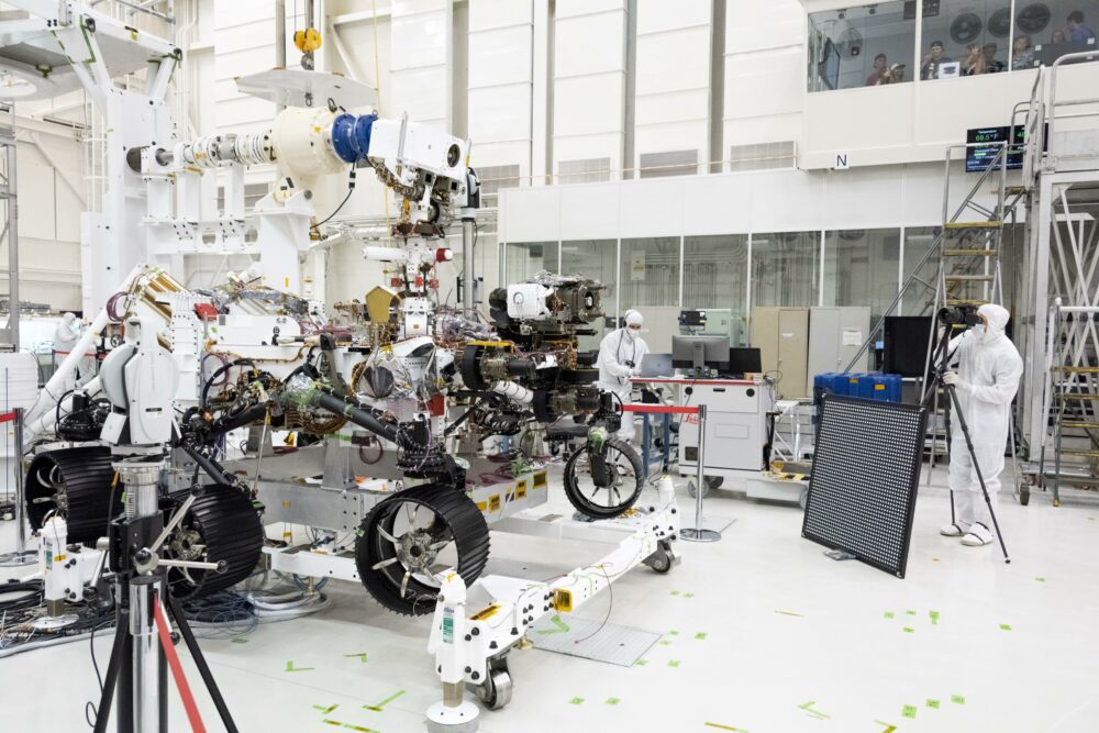 Raytheon Inks $150M Deal to Support NASA's Jet Propulsion Laboratory ...