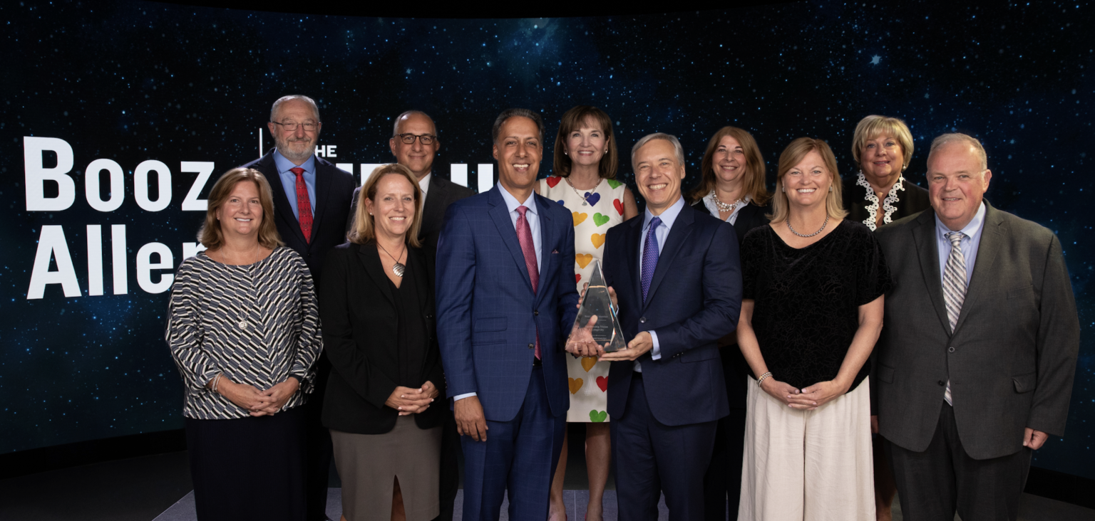 10 Members of Booz Allen Hamilton’s Leadership Team Receive WashingtonExec Longevity Award ...